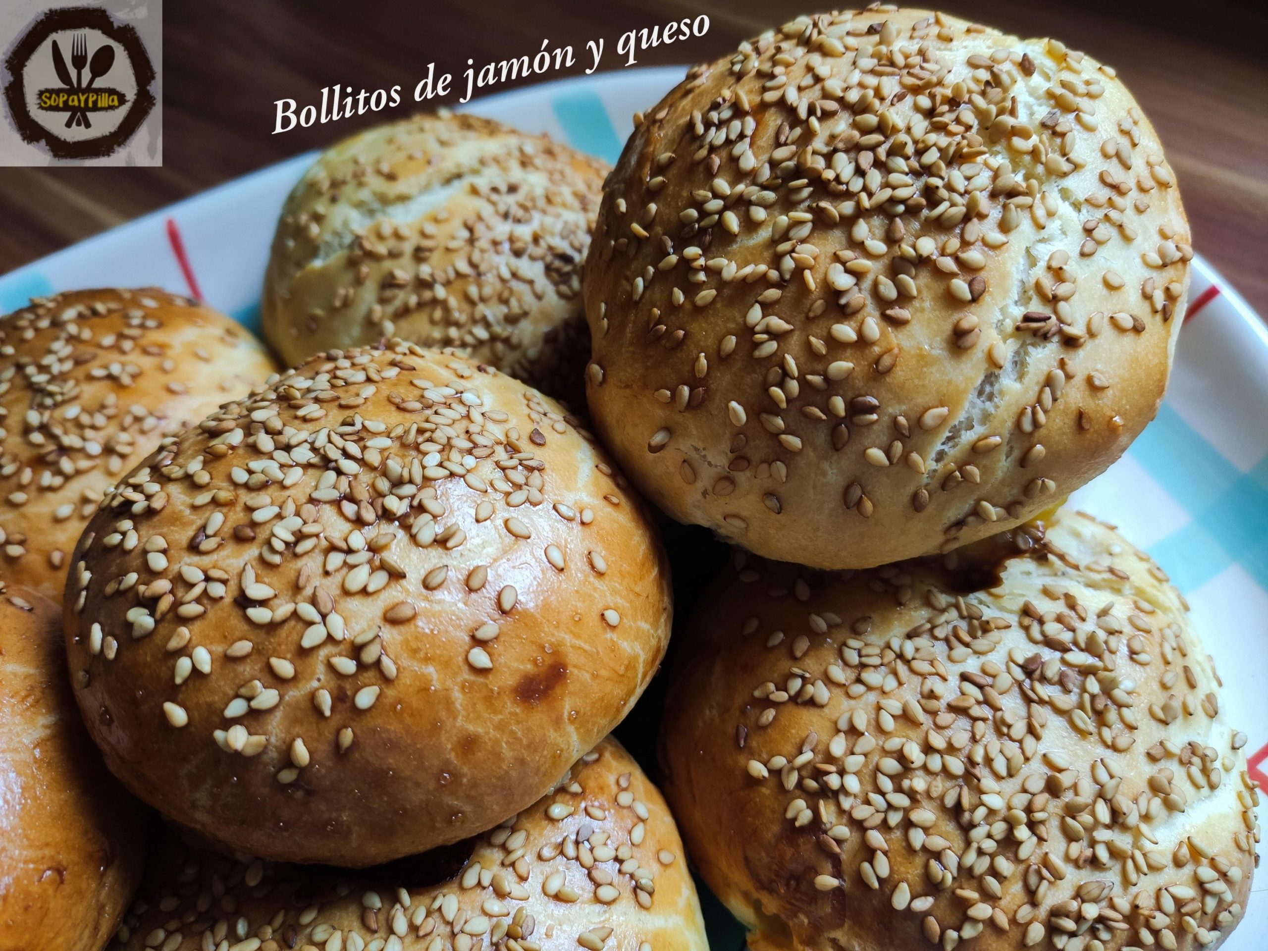 Bollitos de jamón y queso - Sopaypilla